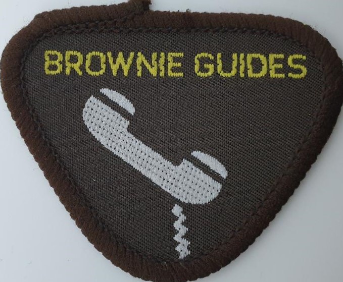 Brownie – Communications/Communicator – Leslie's Guiding Badge History
