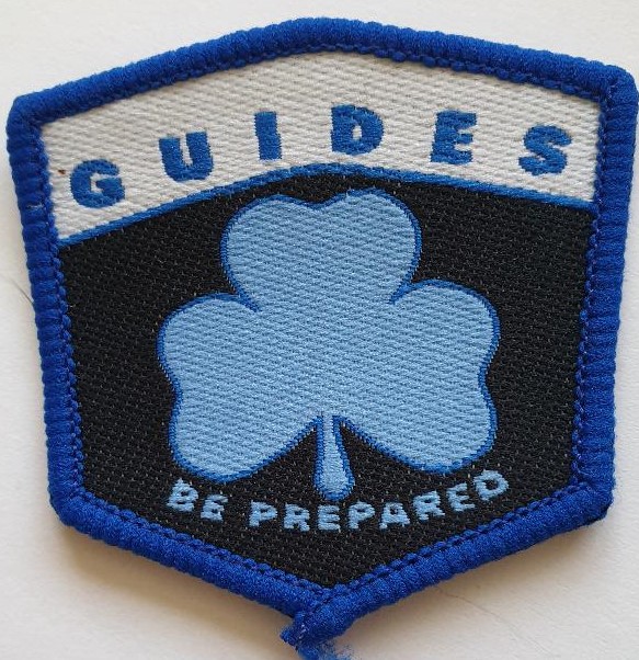 Award – Guide Service Emblem – Leslie's Guiding Badge History